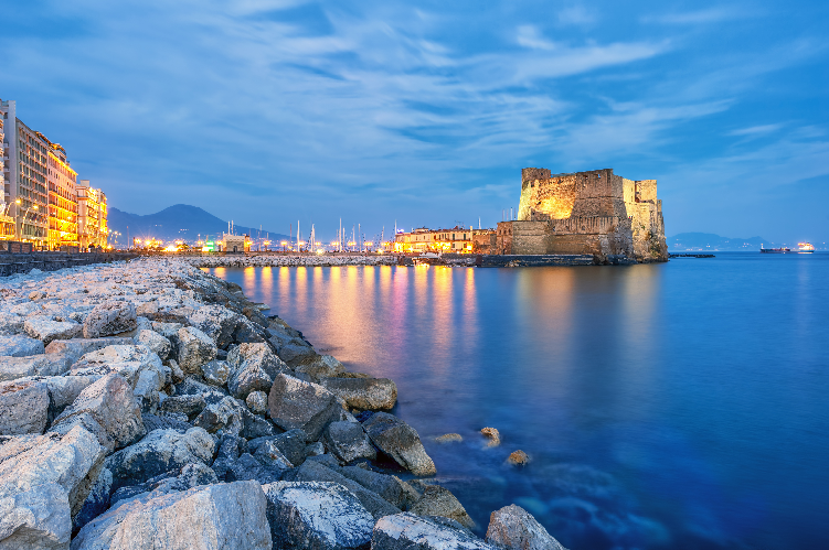 Napoli: cosa fare e vedere a Chiaia? I prezzi delle case nella zona