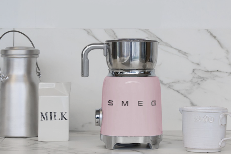 Ottobre, mese del cioccolato: gli accessori utili per gustarlo e servirlo