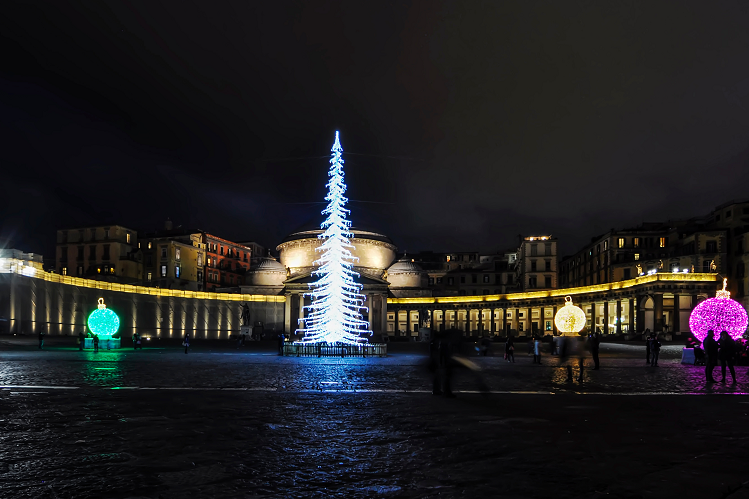Natale a Napoli: la magia del quartiere San Ferdinando. Cosa vedere?