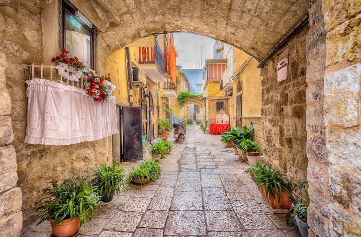 Exploring the Timeless Charm of Bari Vecchia - Bari I love You