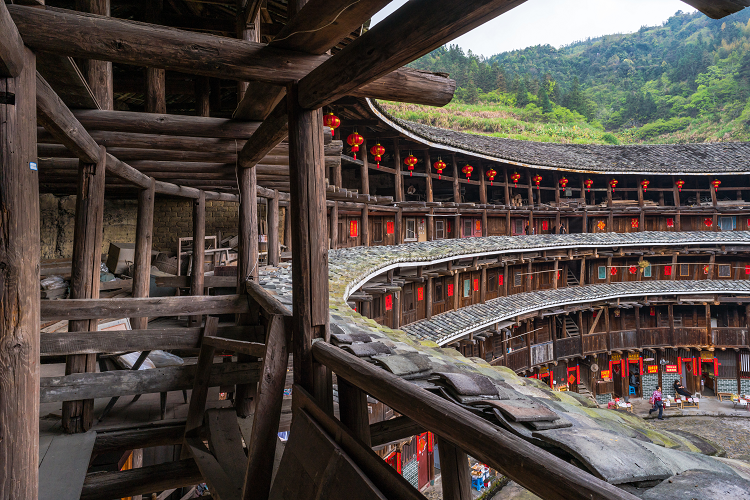 Alla scoperta dei Tulou, le case rotonde degli Hakka in Cina