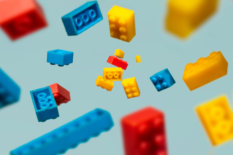 Mattoncini LEGO: origine e storia del gioco divenuto anche complemento ...