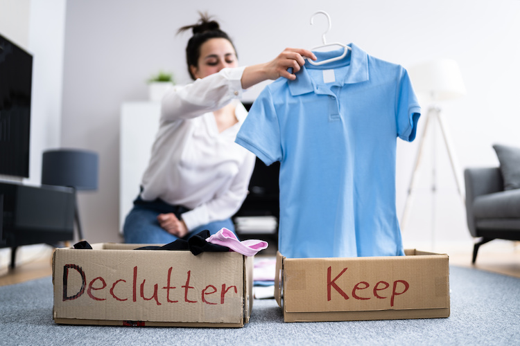 Decluttering: come liberarsi del superfluo e vivere felici