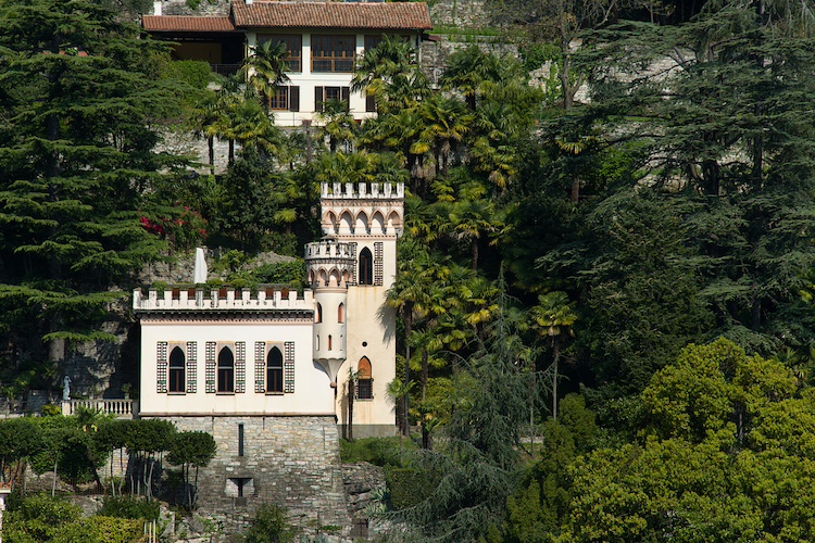 LVMH punta al Castello di Urio sul lago di Como: la trattativa