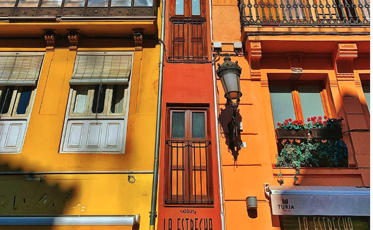 Storia e curiosità di La Estrecha, la casa più stretta di Valencia
