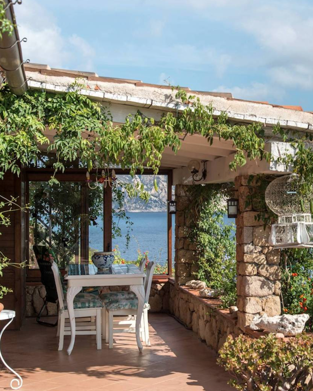 Case con verande da sogno: 7 tra le più belle in vendita da Nord a Sud