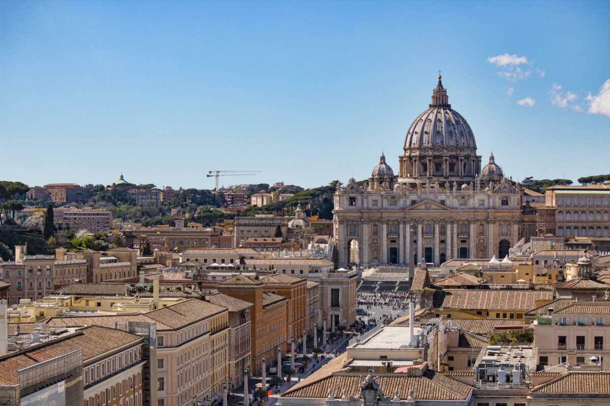 The Borgo Pio neighborhood in Rome: what to visit and how much it costs ...